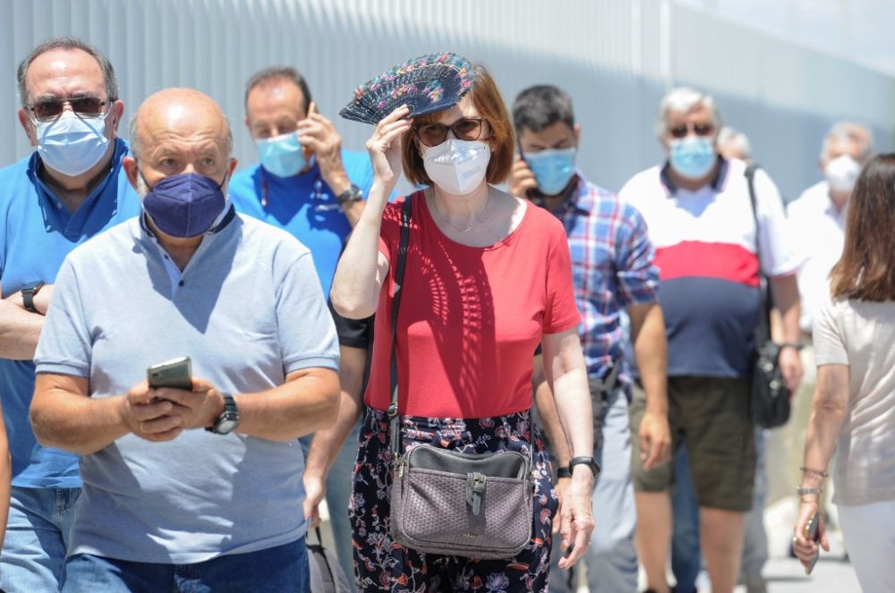 新冠疫情告急 西班牙多地收紧防疫措施